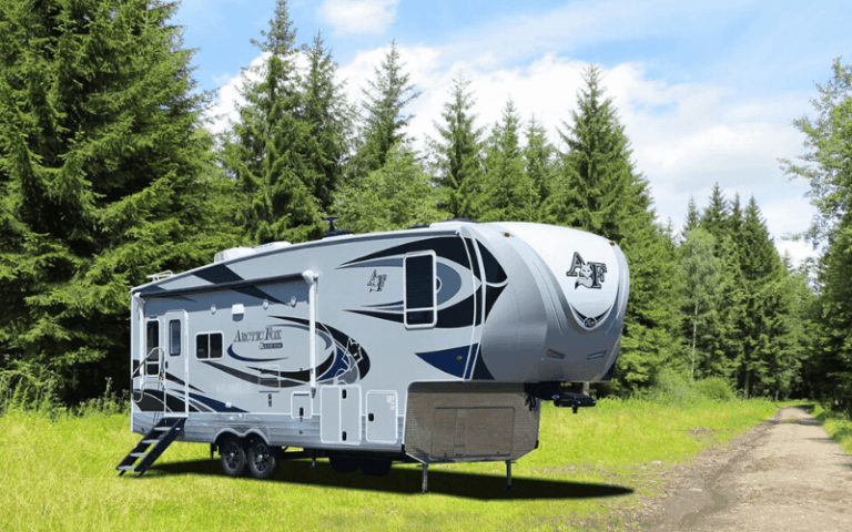 Best 5th Wheel RVs for Full-Time Living: Top Picks