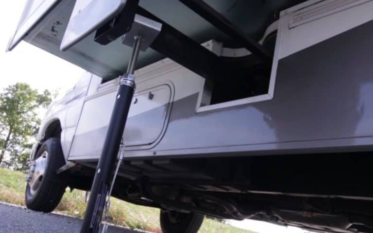 How To Manually Extend Or Retract An RV's Electric Slide-Out