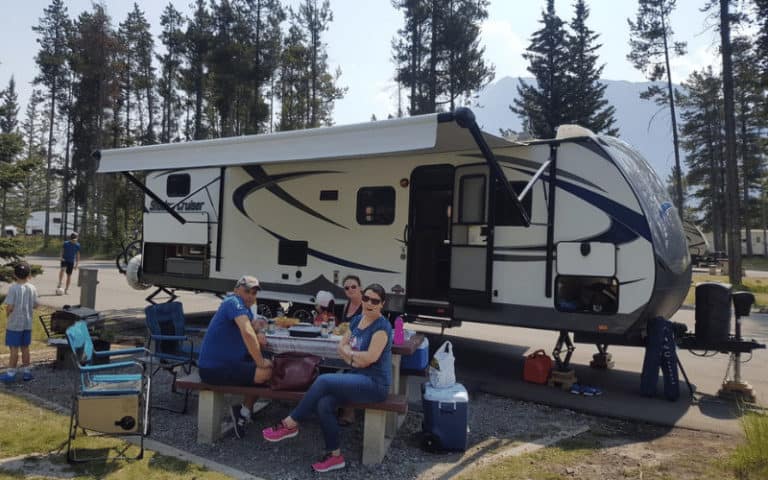 Guide to Living in a Campground Year-Round Comfortably